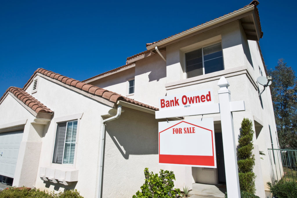 How To Avoid Foreclosing On Your Home - Advantage CCS